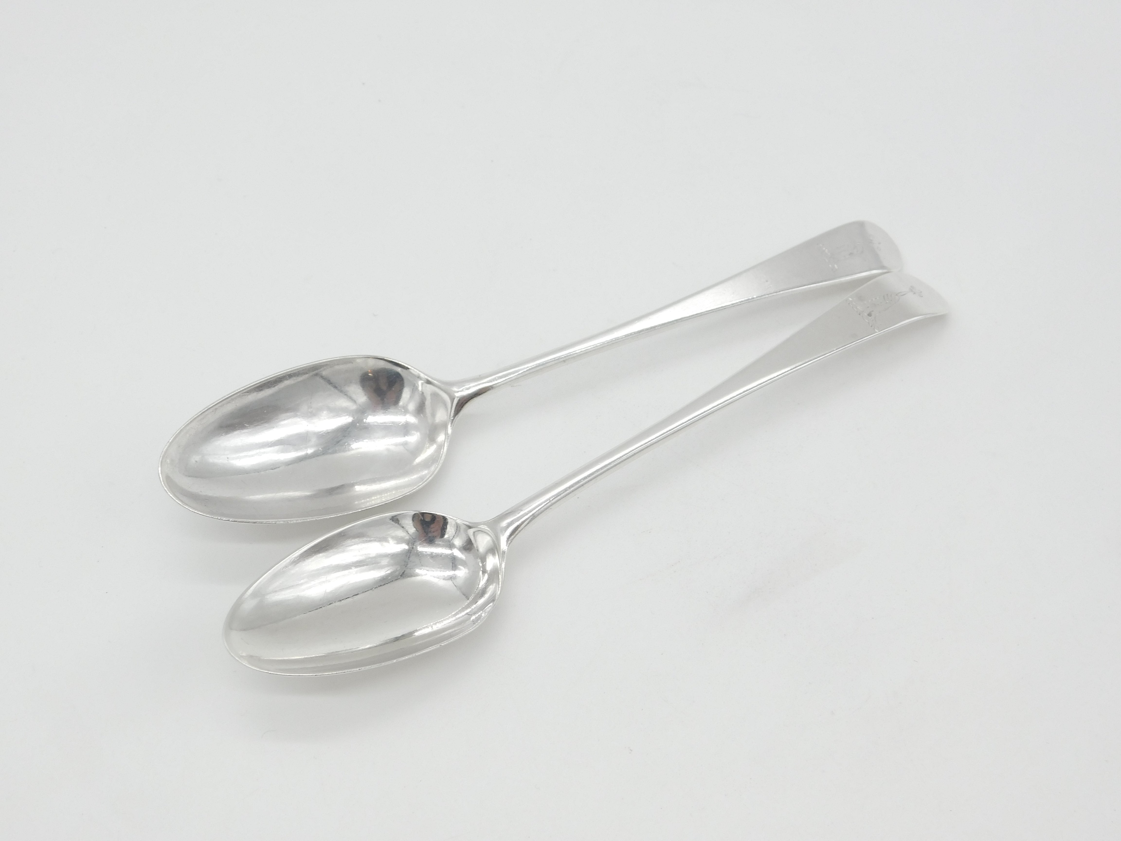 Pair Georgian Sterling Silver Hand Crest Tablespoons 1777 London Willi ...